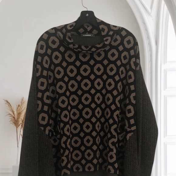 Alembika | Tops | Alembika Geometric Design Sweater In Size Medium In ...